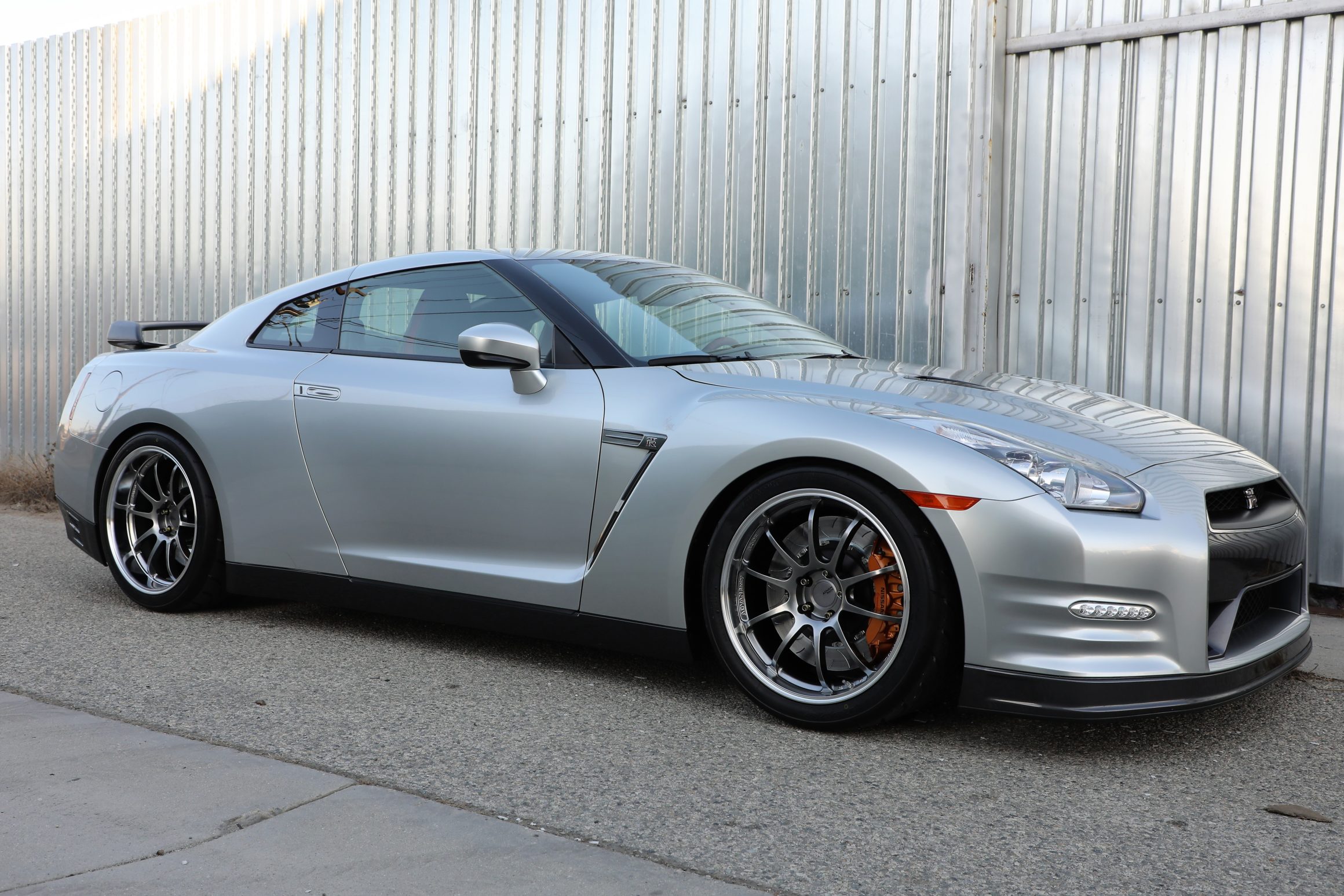 Project DBA R35 GT-R: Getting More Grip with Advan and Toyo! - MotoIQ