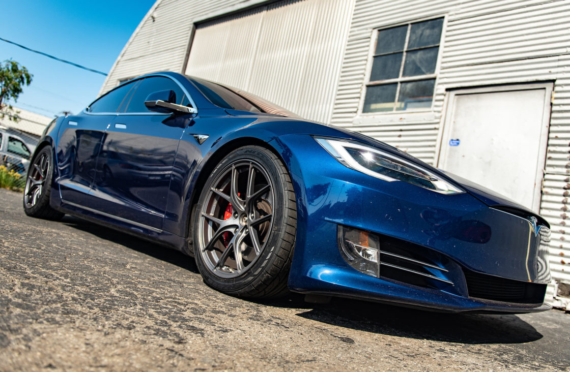 Tesla Model S P100D - Titan 7 T-S5, Nitto tires, and Blox Lowering Links