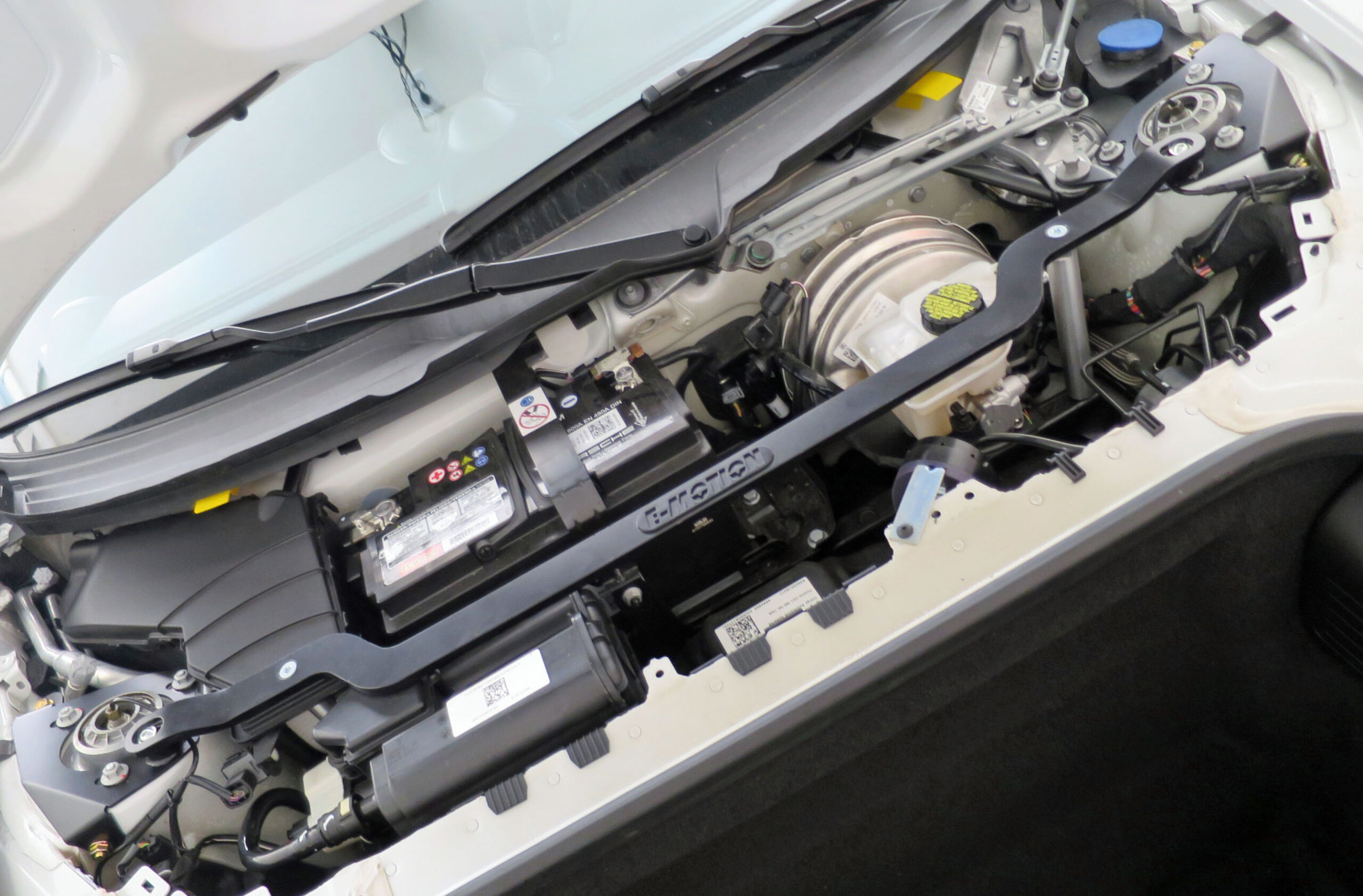 Project 718 Cayman T: Part 14 – E-Motion Engineering Strut Tower ...